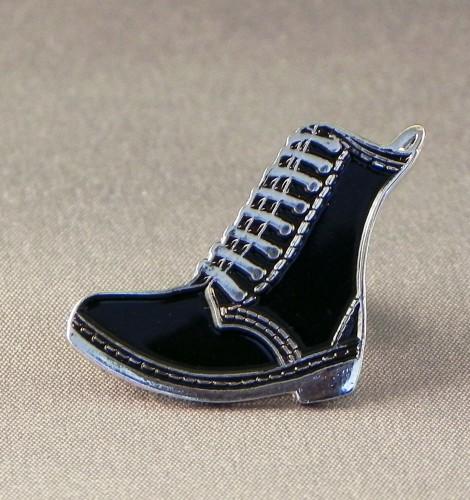 20 X Black DM Style Boot Pin Badge