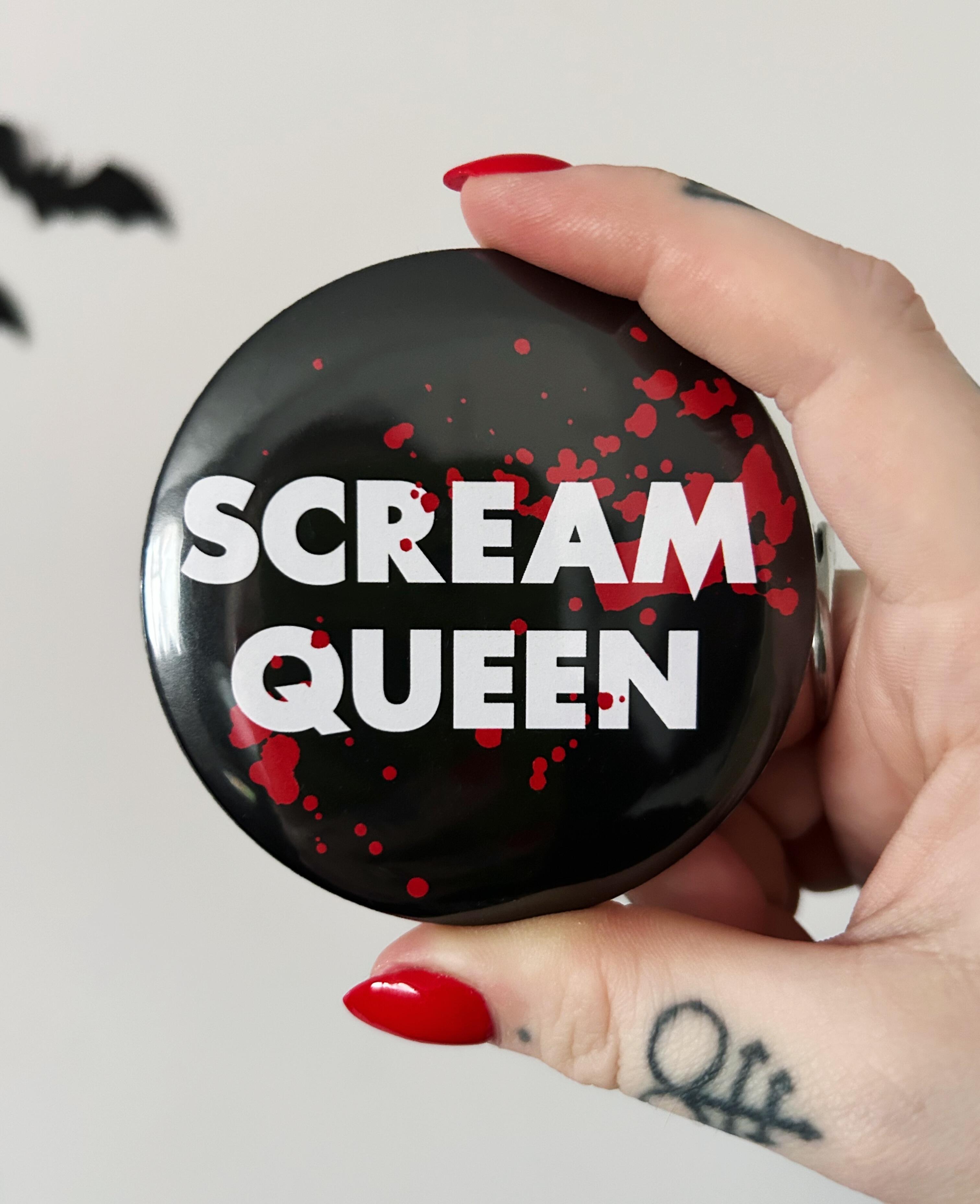 Scream queen mirror