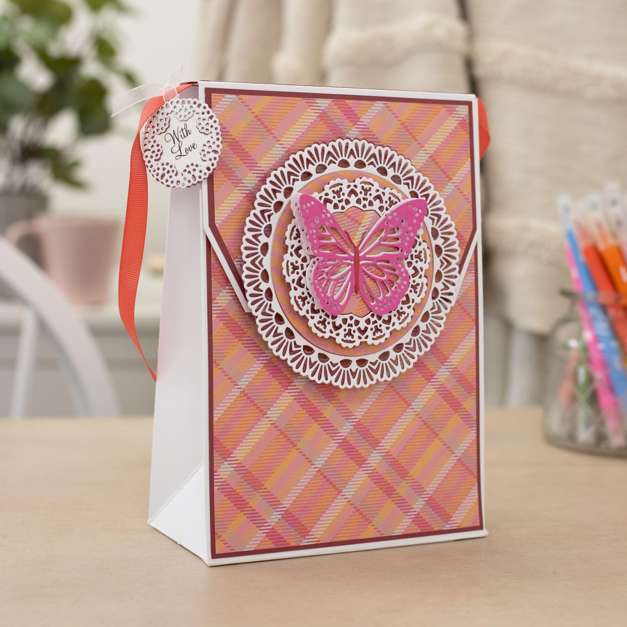 Gemini - Lace Nesting Die - Lace Doily Frames