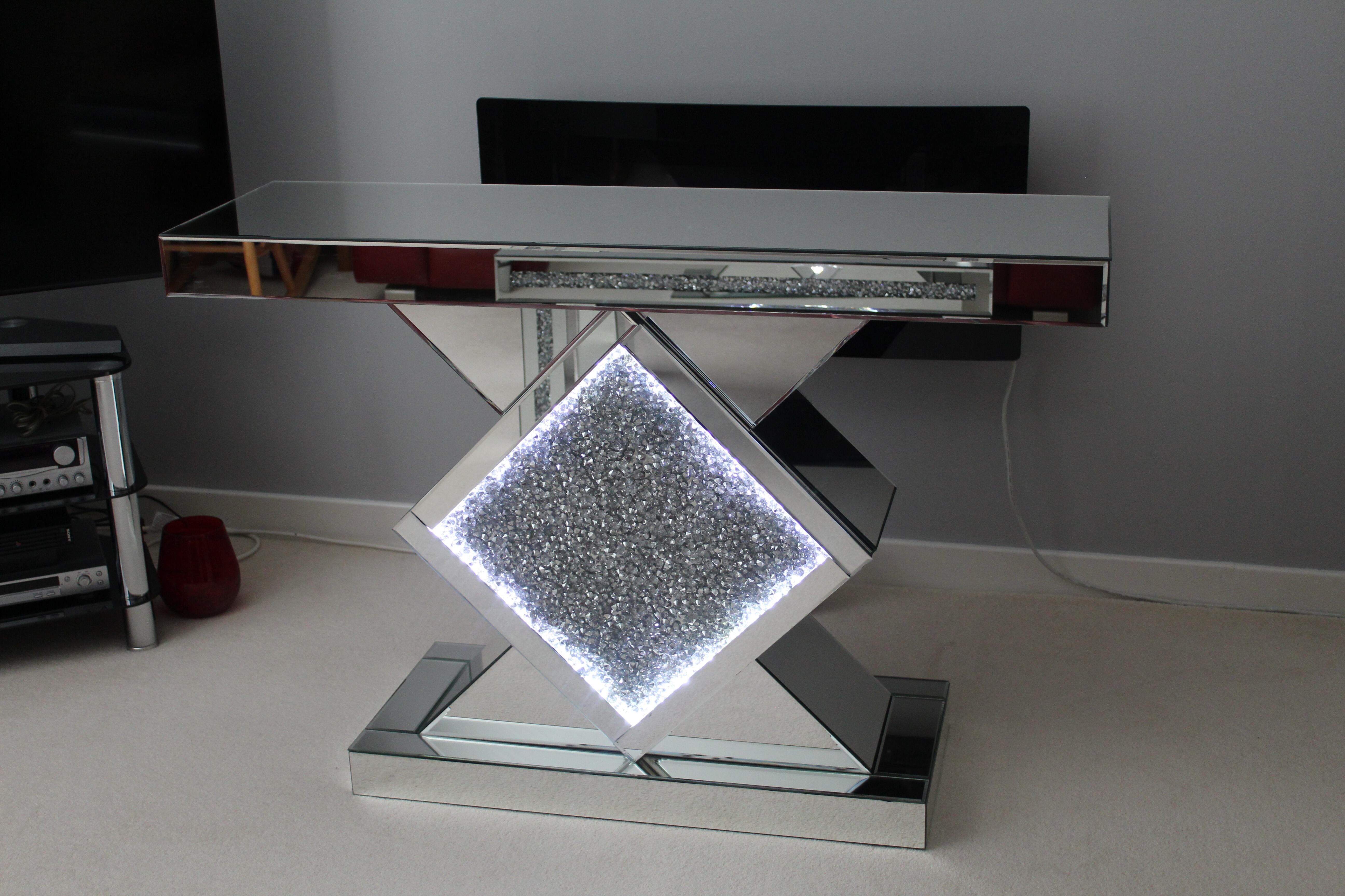 Roma, LED light up Diamond console table