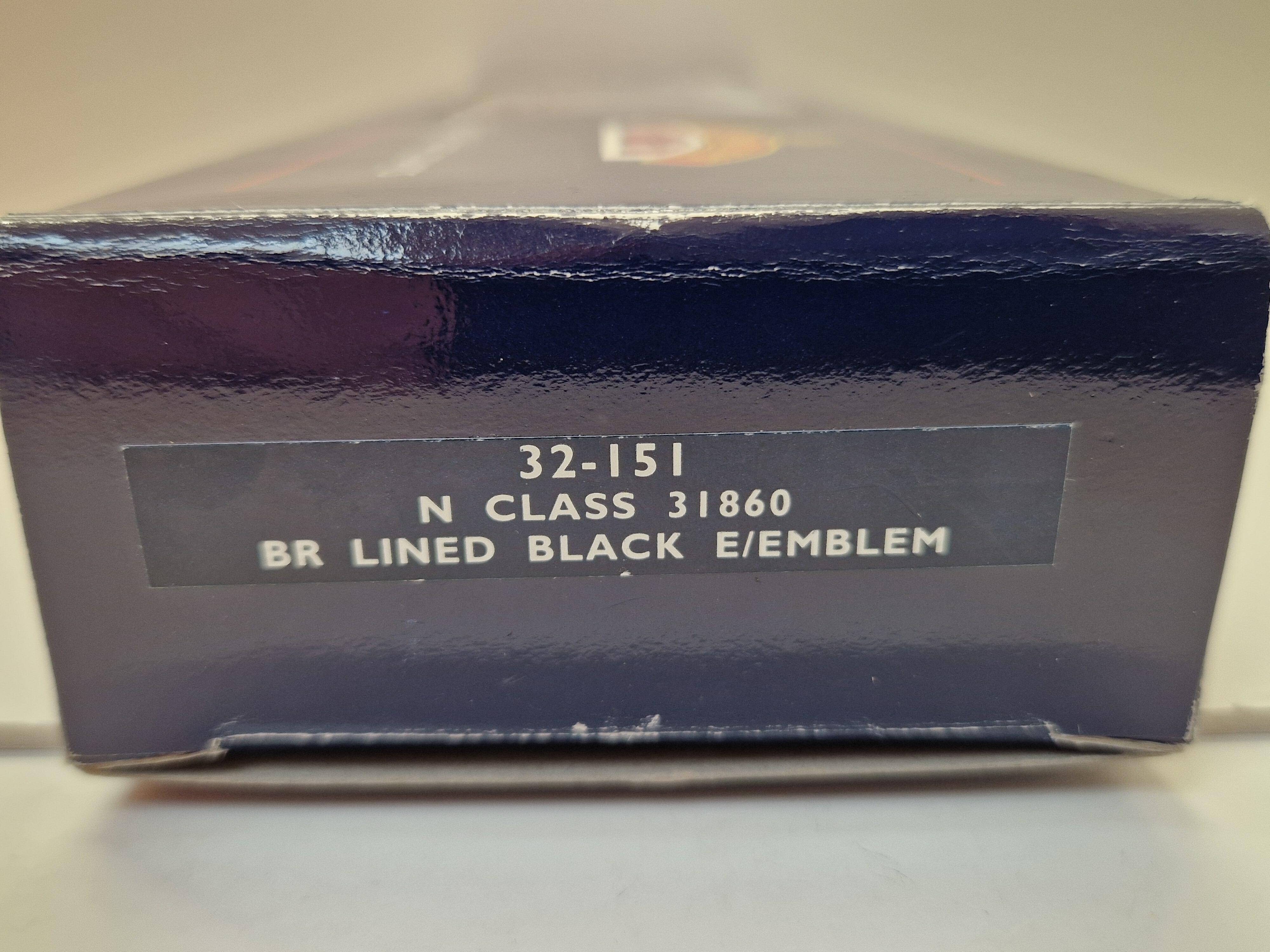 A pre-owned Bachmann 32-151 N Class 31860 BR Black Early Emblem