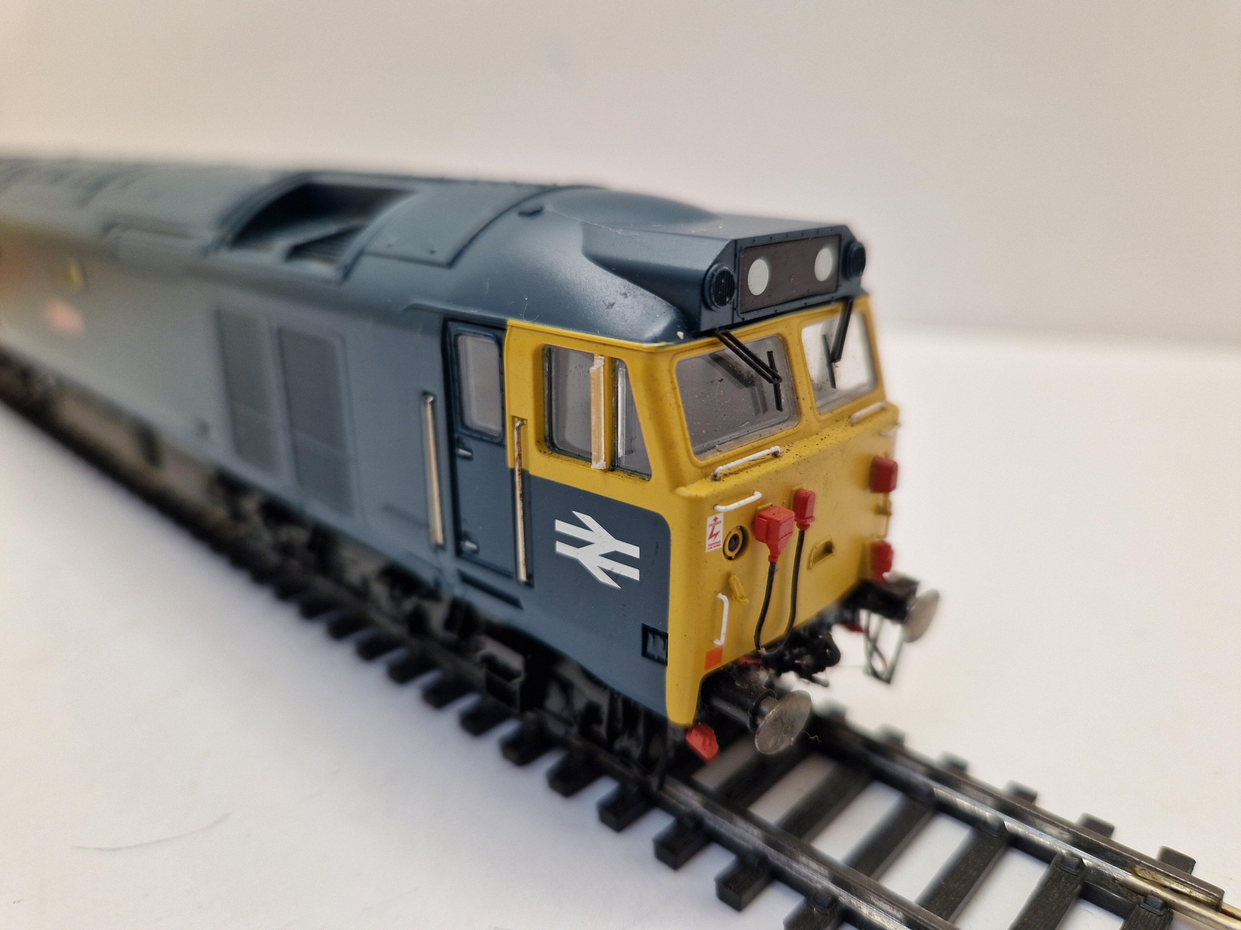 Pre-owned - Hornby R2428 OO Gauge Class 50 Diesel 'Illustrious' DCC Ready