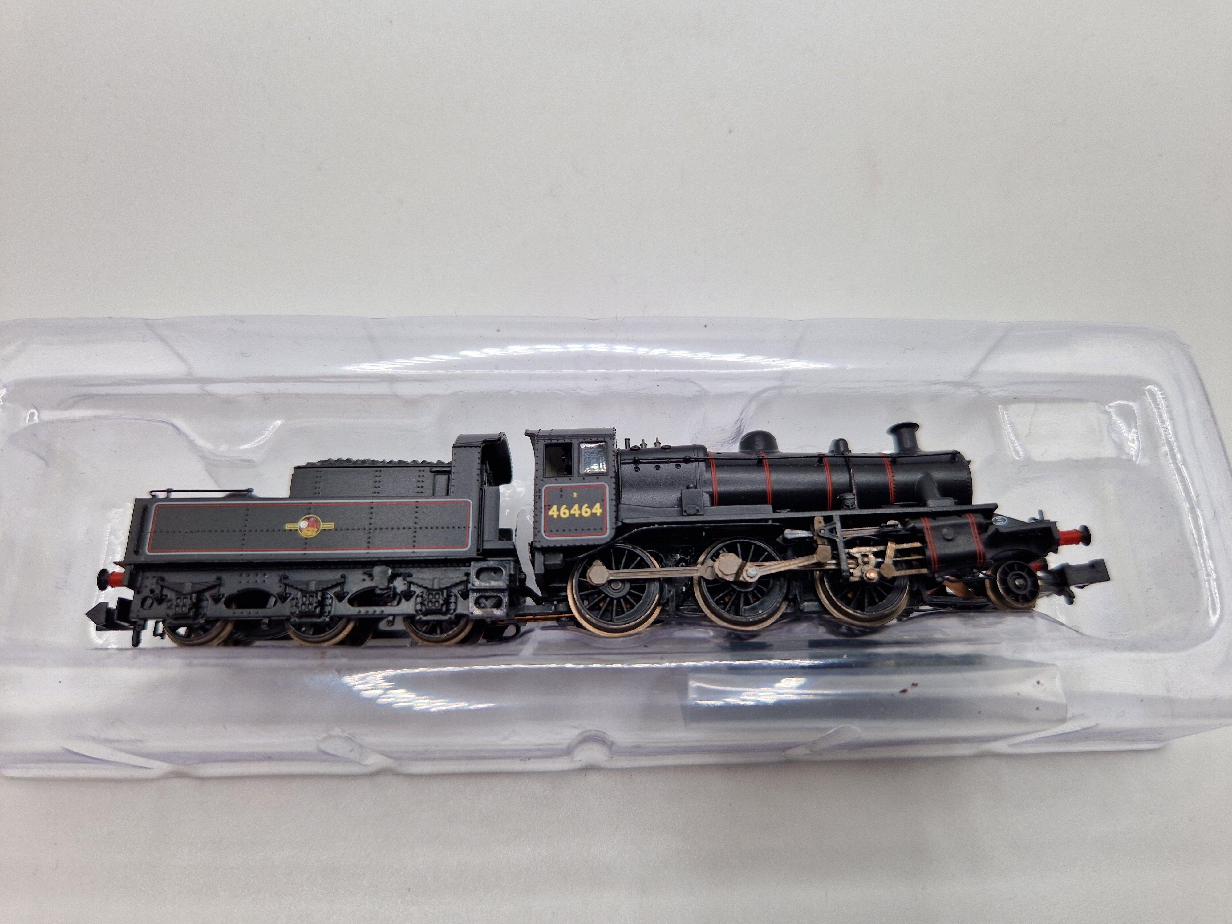 A pre-owned Graham Farish 372-628BSF LMS Ivatt 2MT Class 46464 BR Lined ...