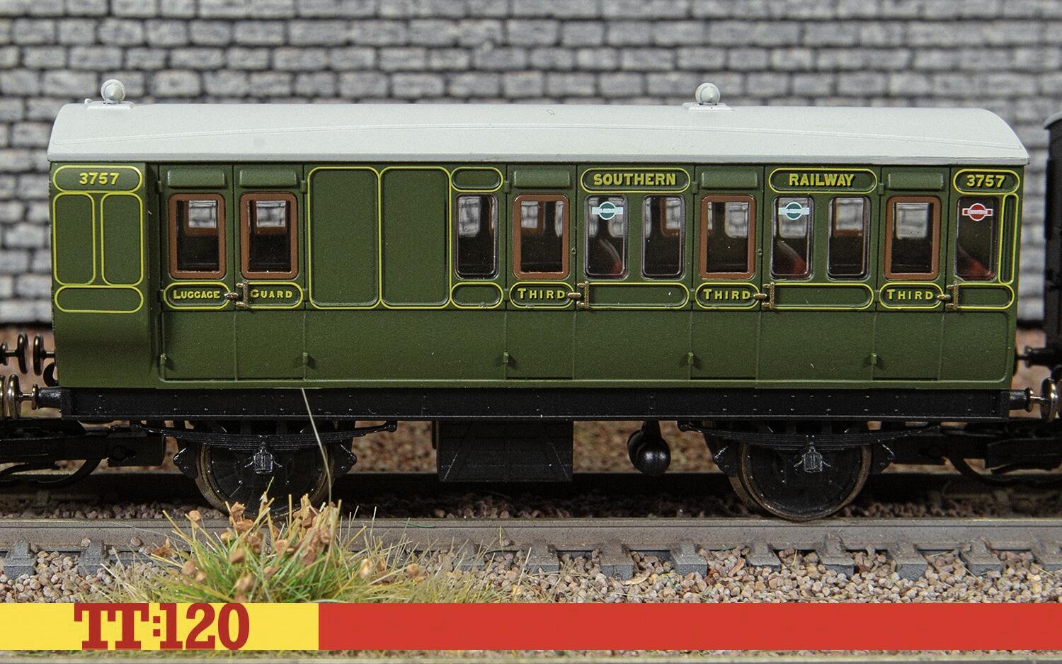 Hornby TT4053 SR 4 Wheel Coach 3rd Class Brake