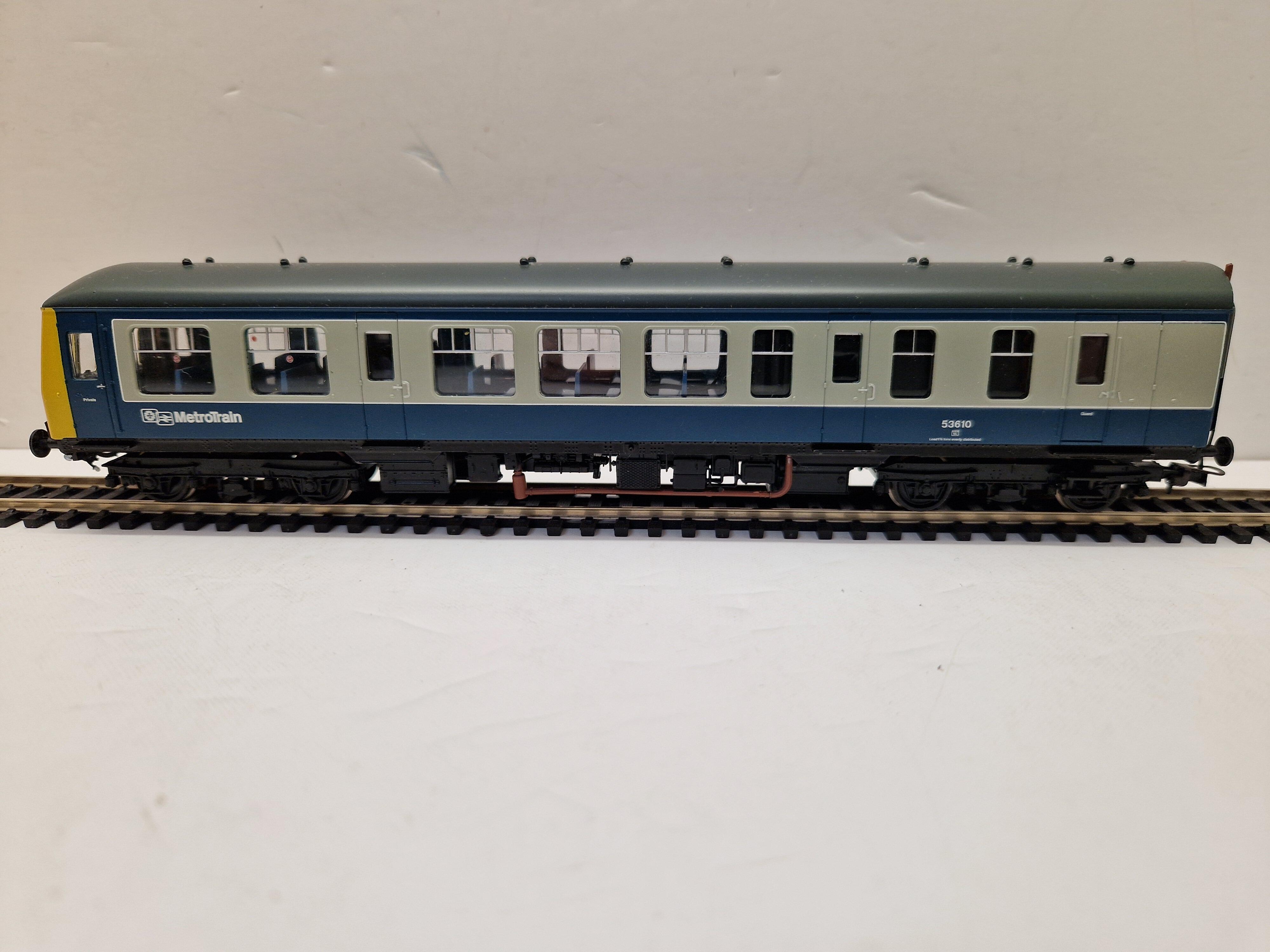 Bachmann 32-905 Class 108 2 Car DMU in BR Blue & Grey DCC Ready