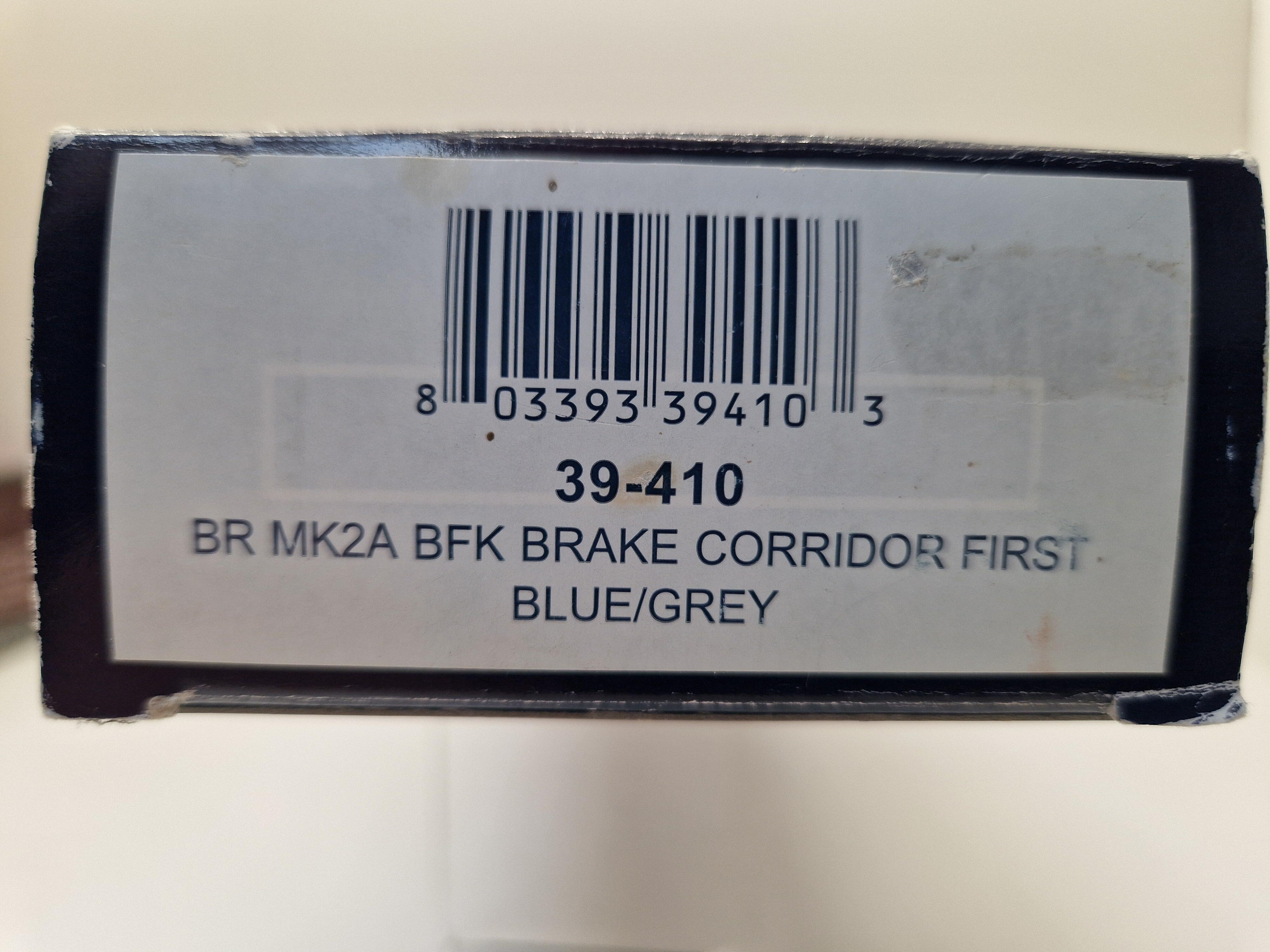 Bachmann Branchline 39-410 BR Mk2A BFK Brake Corridor First BR Blue & Grey