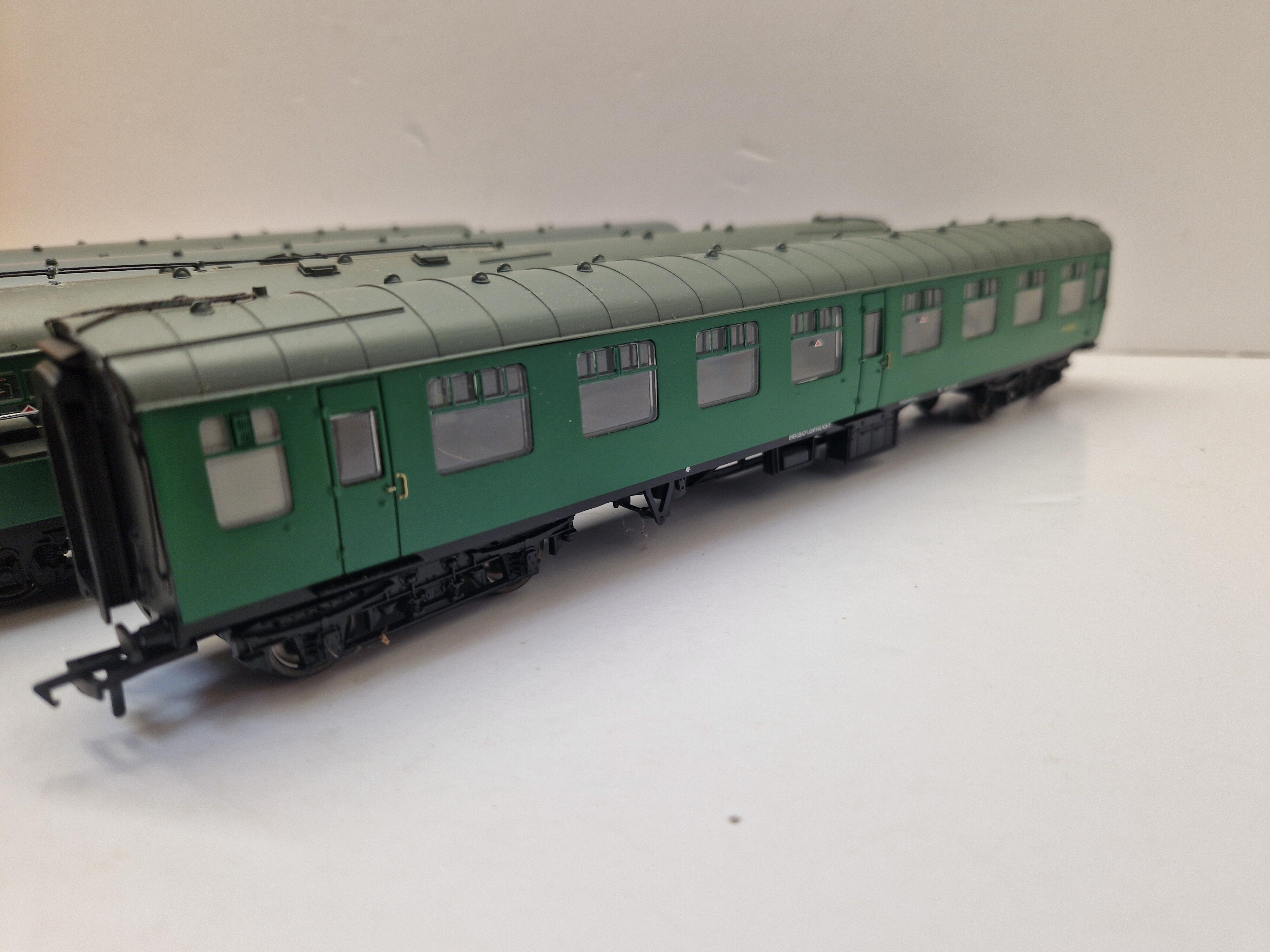 Bachmann 31-426 Class 411 4CEP EMU No. 7126 Late SR Green, DCC Ready