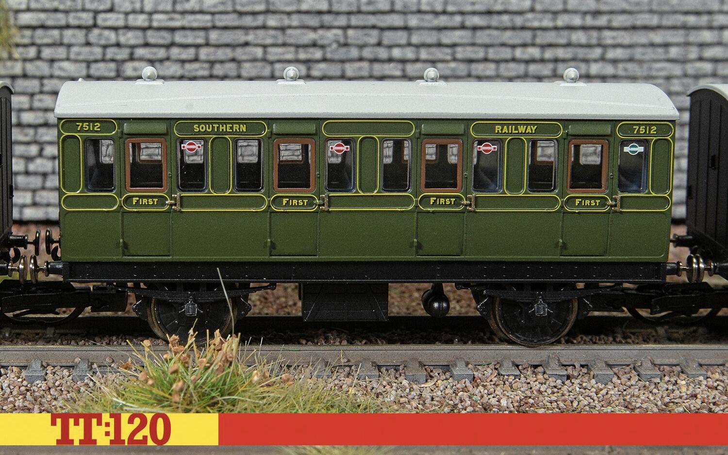 Hornby TT4051 SR 4 Wheel Coach 1st Class