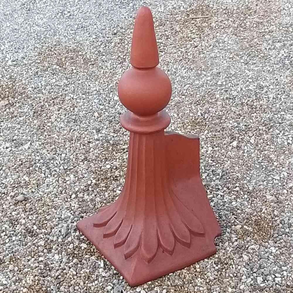 Block end spike ball roof finial