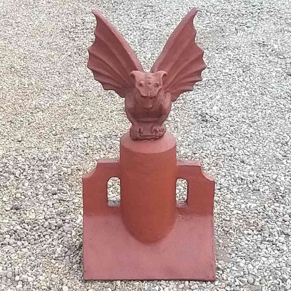 Double arch winged gargoyle roof finial
