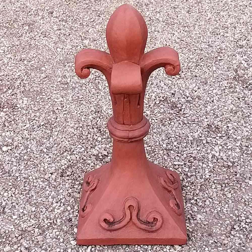 Square spike fleur roof finial