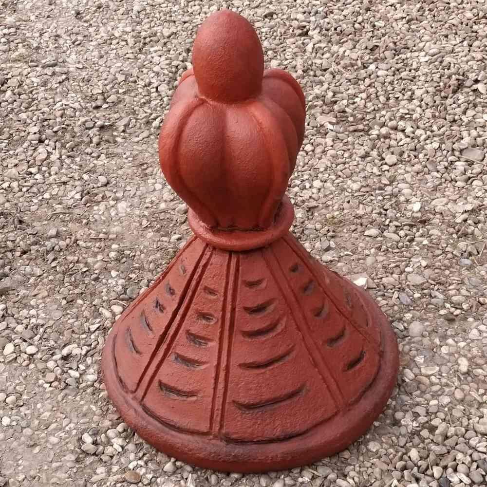 Round coronation crest roof finial