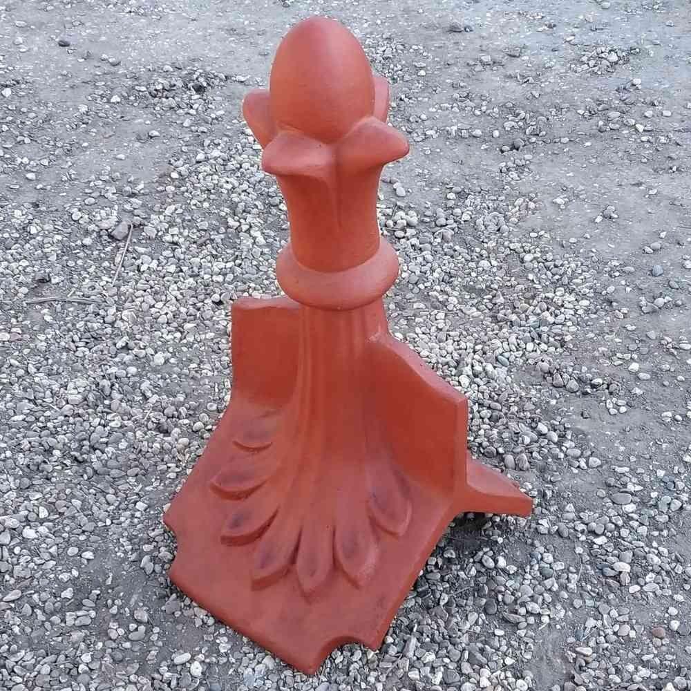 Column ornate 4 leaf finial