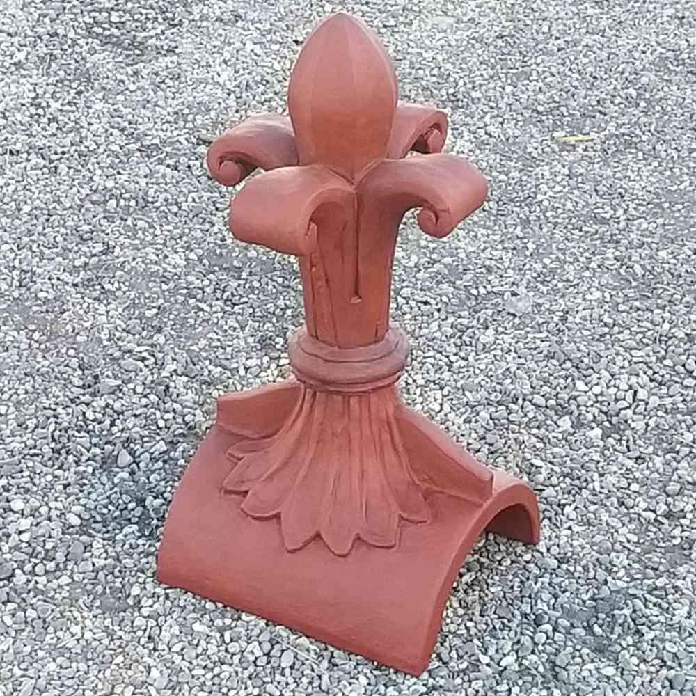 Half round spike fleur roof finial