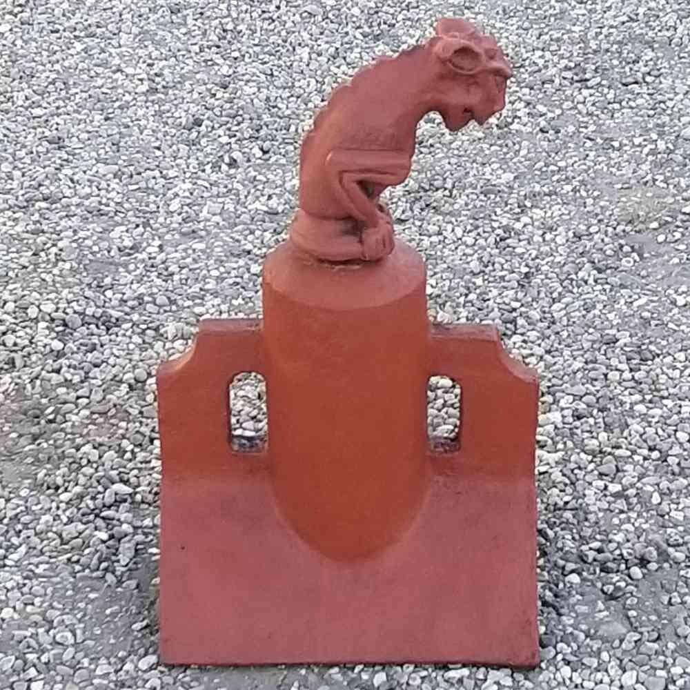 Double arch horned gargoyle ridge finial