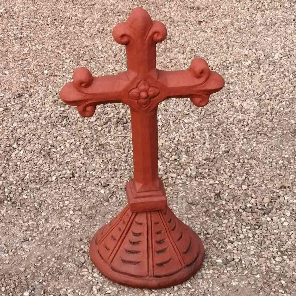 Round tudor cross finial