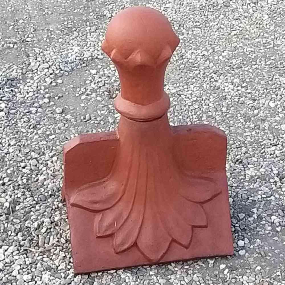 Seven leaf old ball ridge finial