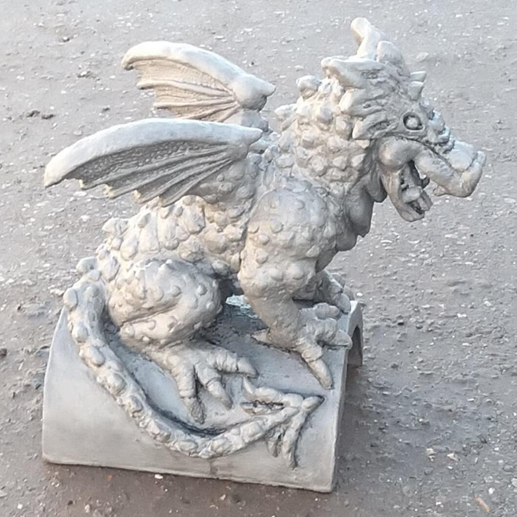 Eredon half round dragon finial slate grey (IN STOCK)