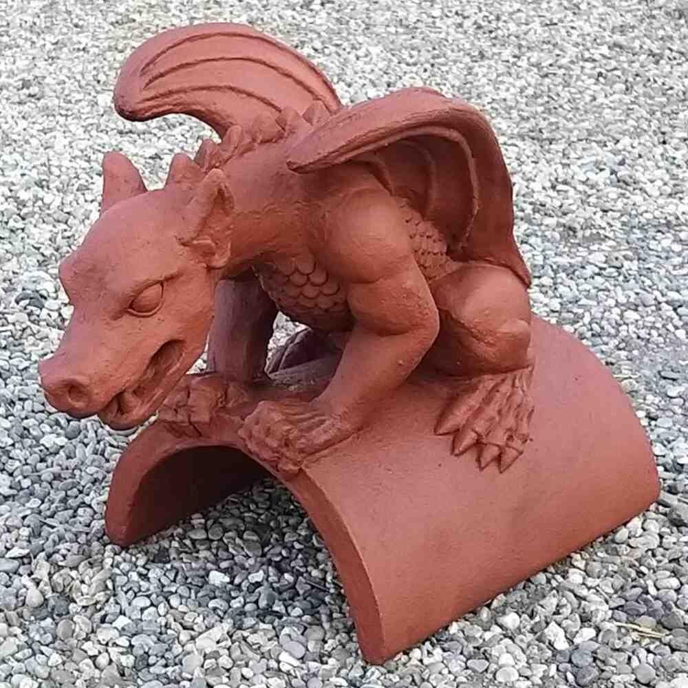 Dragon roof tile finial