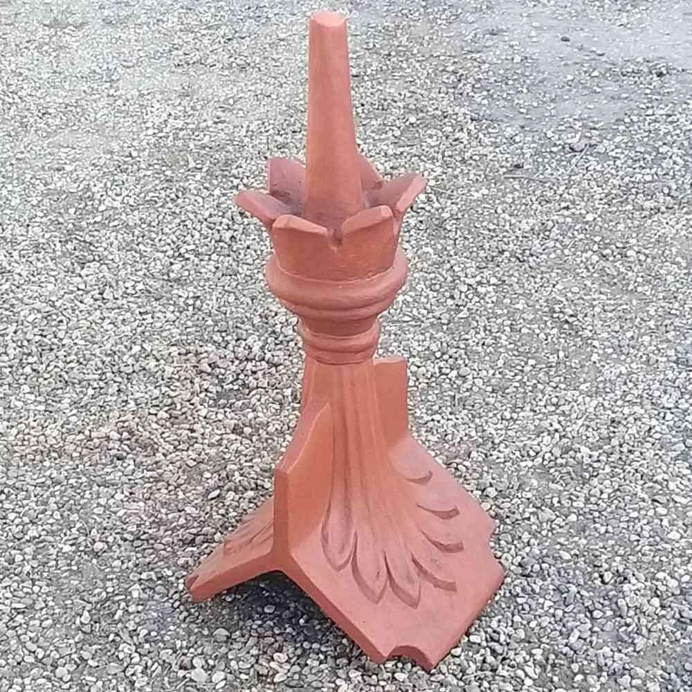 Column crown finial