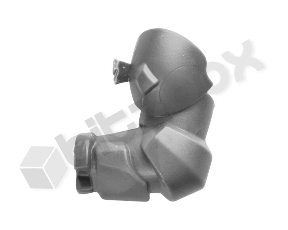 Jump Pack Captain With Relic Shield Left Arm