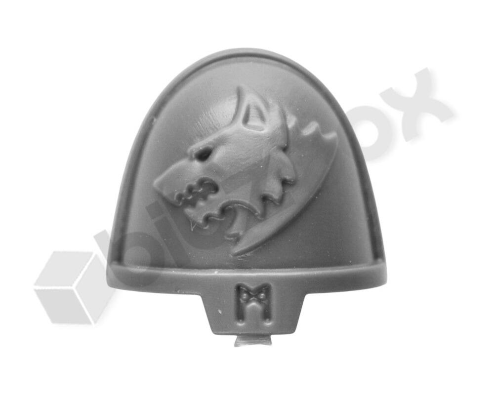 Space Wolves Grey Hunters Pack Leader Shoulder Pad B