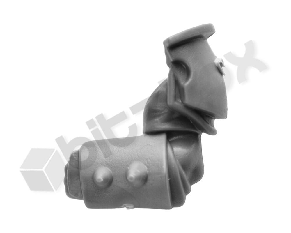 Bloodbowl Imperial Nobility Team Retainer Thrower Left Arm