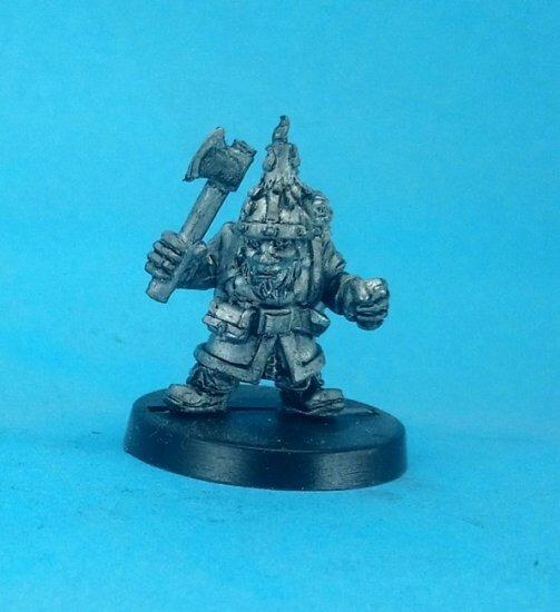 DW 302 Torolf the Delver Dwarf Dungeoneer by Ral Partha
