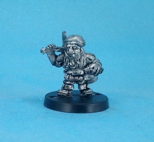 DW 310 Egmond Quickbolt, Dwarf Marksdwarf Dwarf Dungeoneer by Ral Partha
