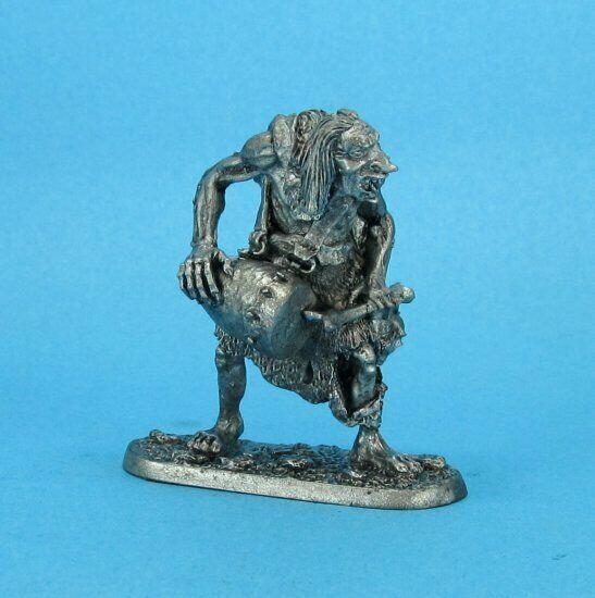 02-141B Troll Drummer by Ral Partha