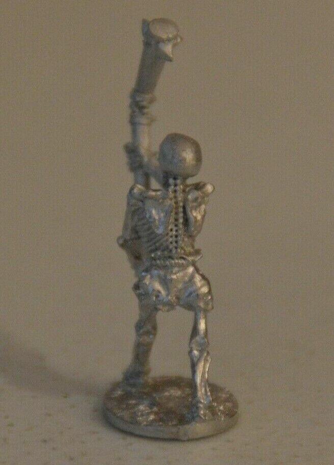 19019D Skeleton with Flail by Ral Partha